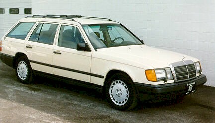 Mercedes-Benz 300 TD break - specs, photos, videos and more on TopWorldAuto