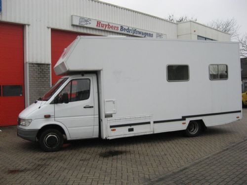 Mercedes-Benz 412D - specs, photos, videos and more on TopWorldAuto