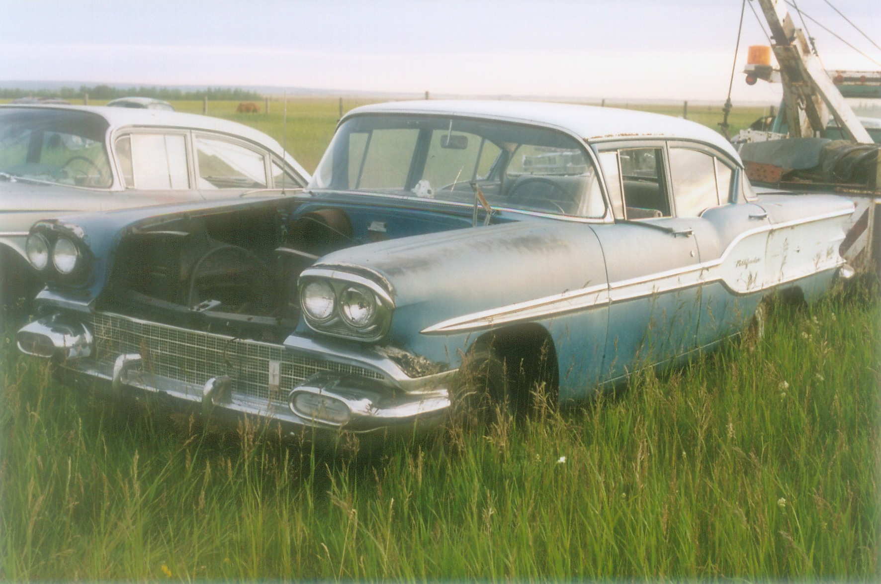 Pontiac Pathfinder 4dr - specs, photos, videos and more on TopWorldAuto