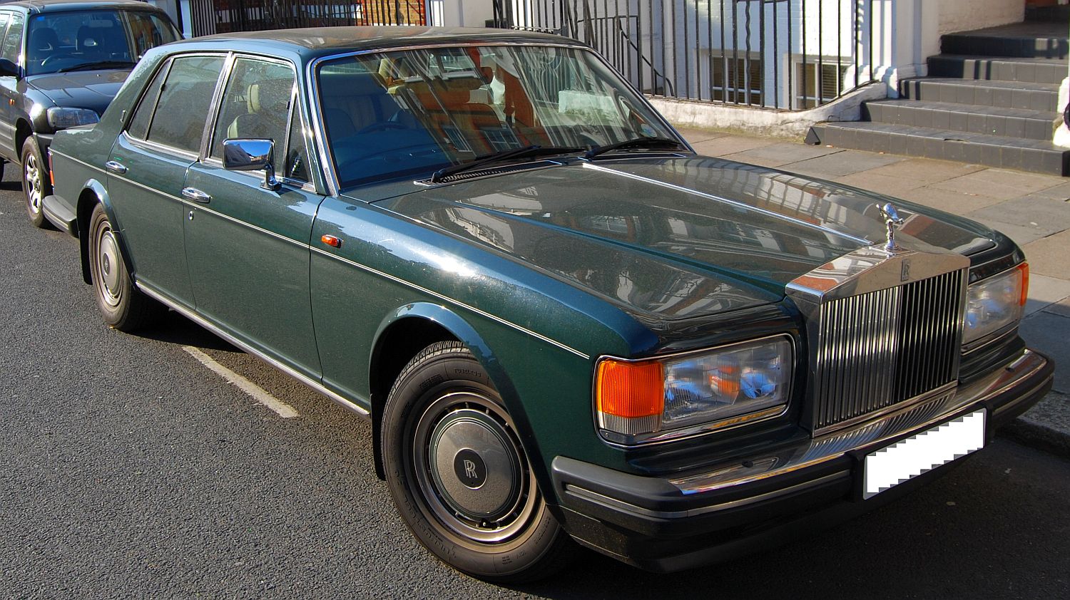 Rolls Royce Silver Spirit III - specs, photos, videos and more on ...