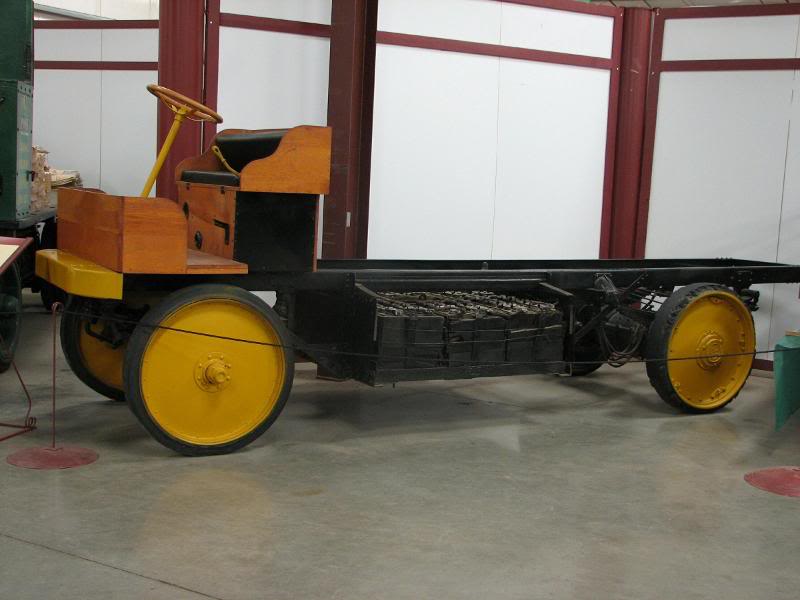Walker Electric Model F Chassis - specs, photos, videos and more on ...