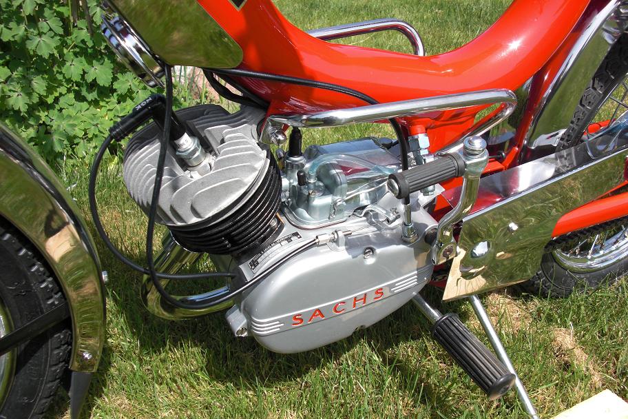 TopWorldAuto >> Photos of Crescent compact - photo galleries