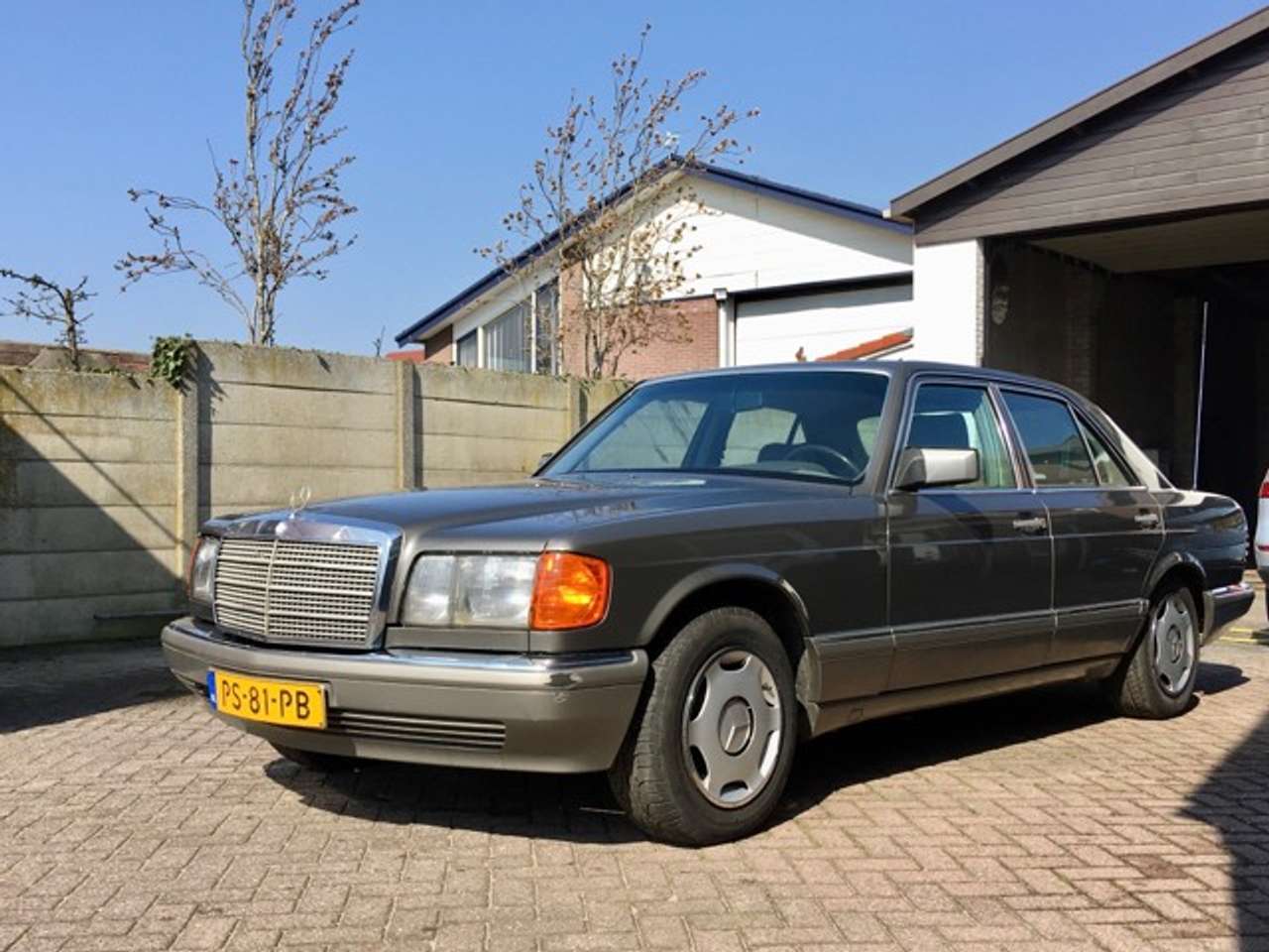 Mercedes-Benz 260 SE - specs, photos, videos and more on TopWorldAuto