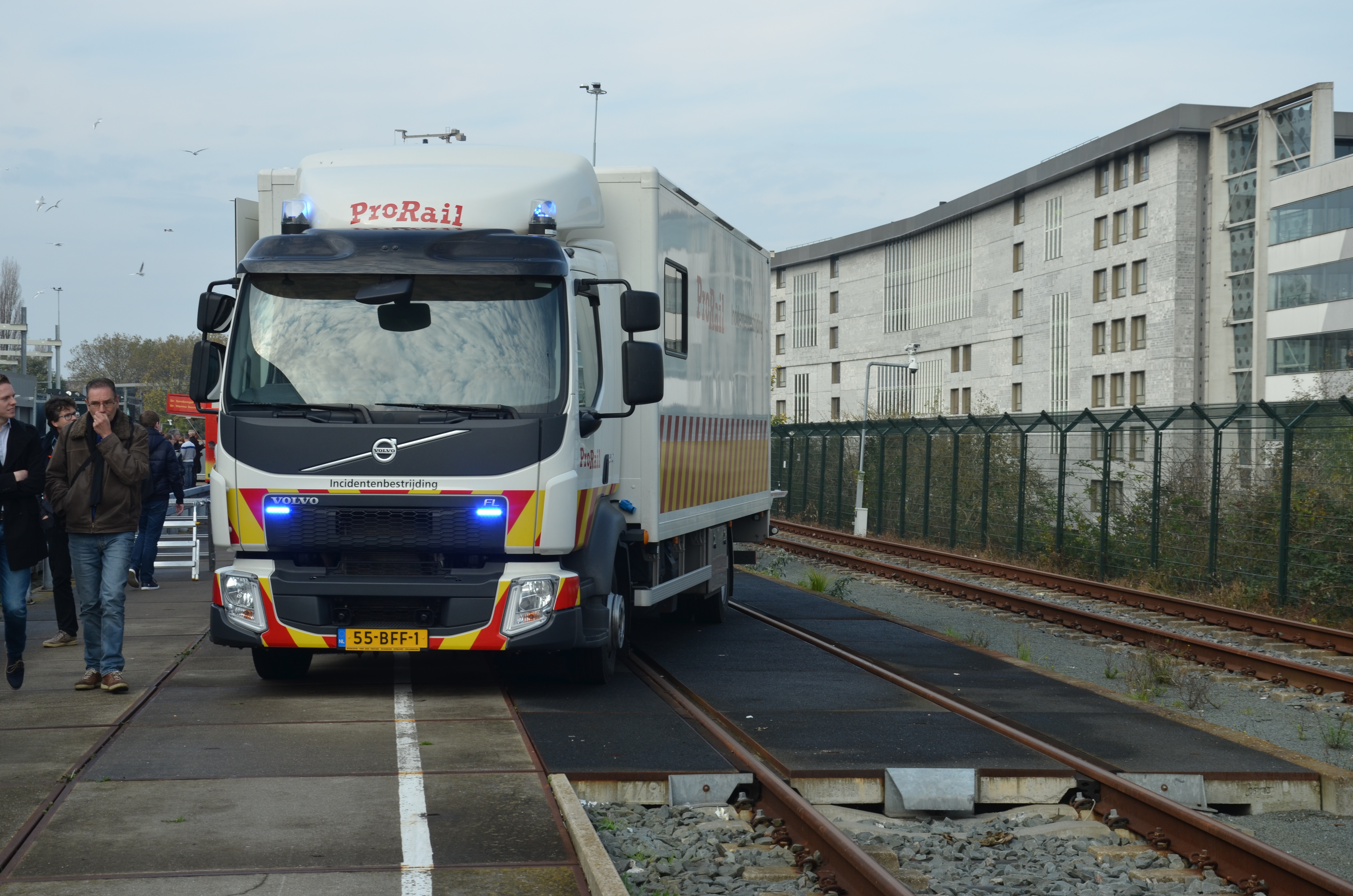 Volvo FL8 - specs, photos, videos and more on TopWorldAuto