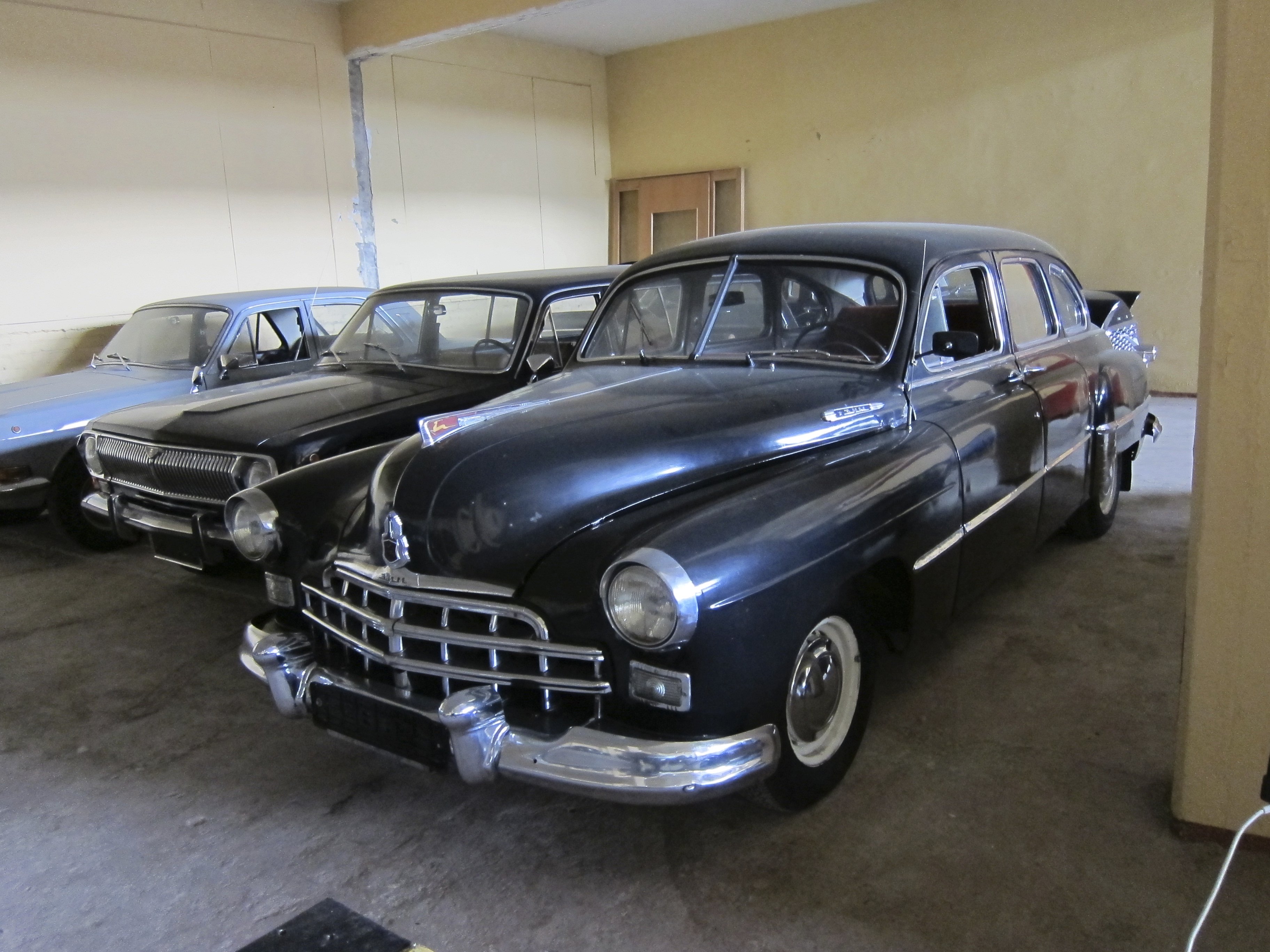 GAZ 12 ZiM - specs, photos, videos and more on TopWorldAuto