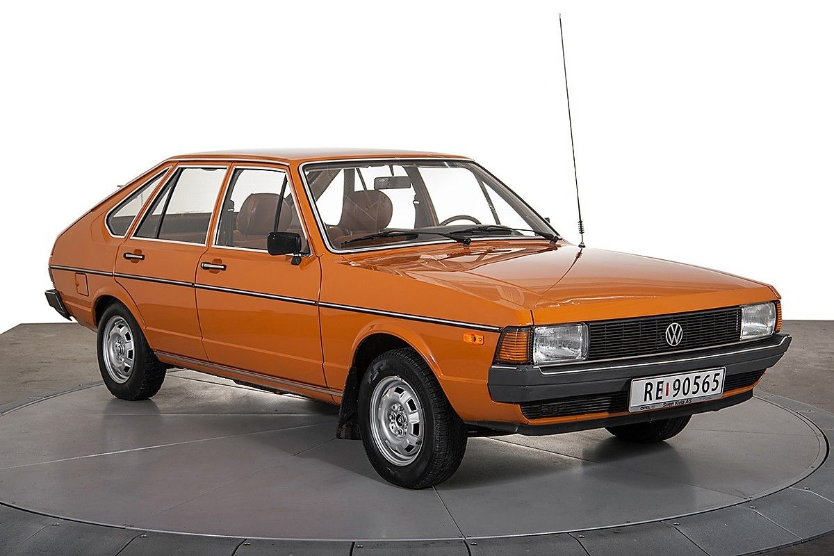 TopWorldAuto >> Photos of Volkswagen Passat LS - photo galleries