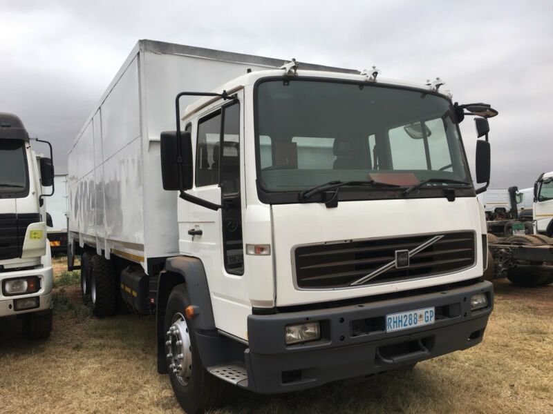 TopWorldAuto >> Photos of Volvo FL250 - photo galleries