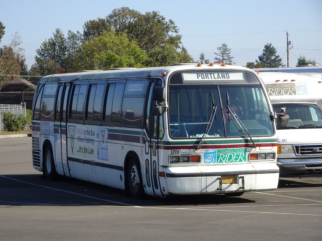 TopWorldAuto >> Photos of GMC RTS - photo galleries