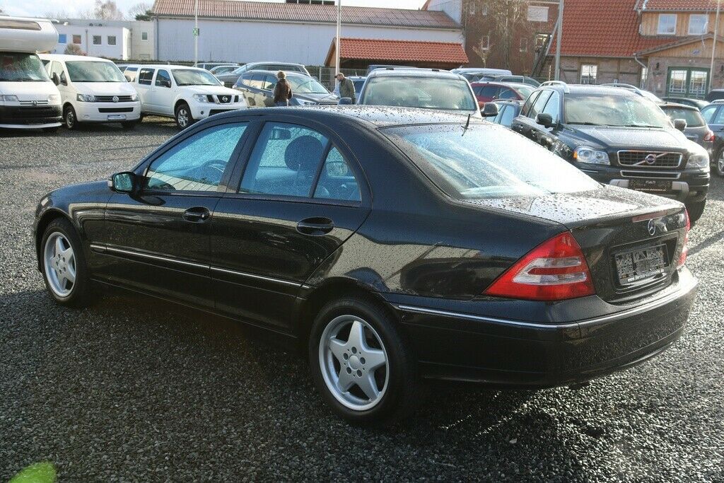 Mercedes-Benz C 320 Avantgarde - specs, photos, videos and more on ...