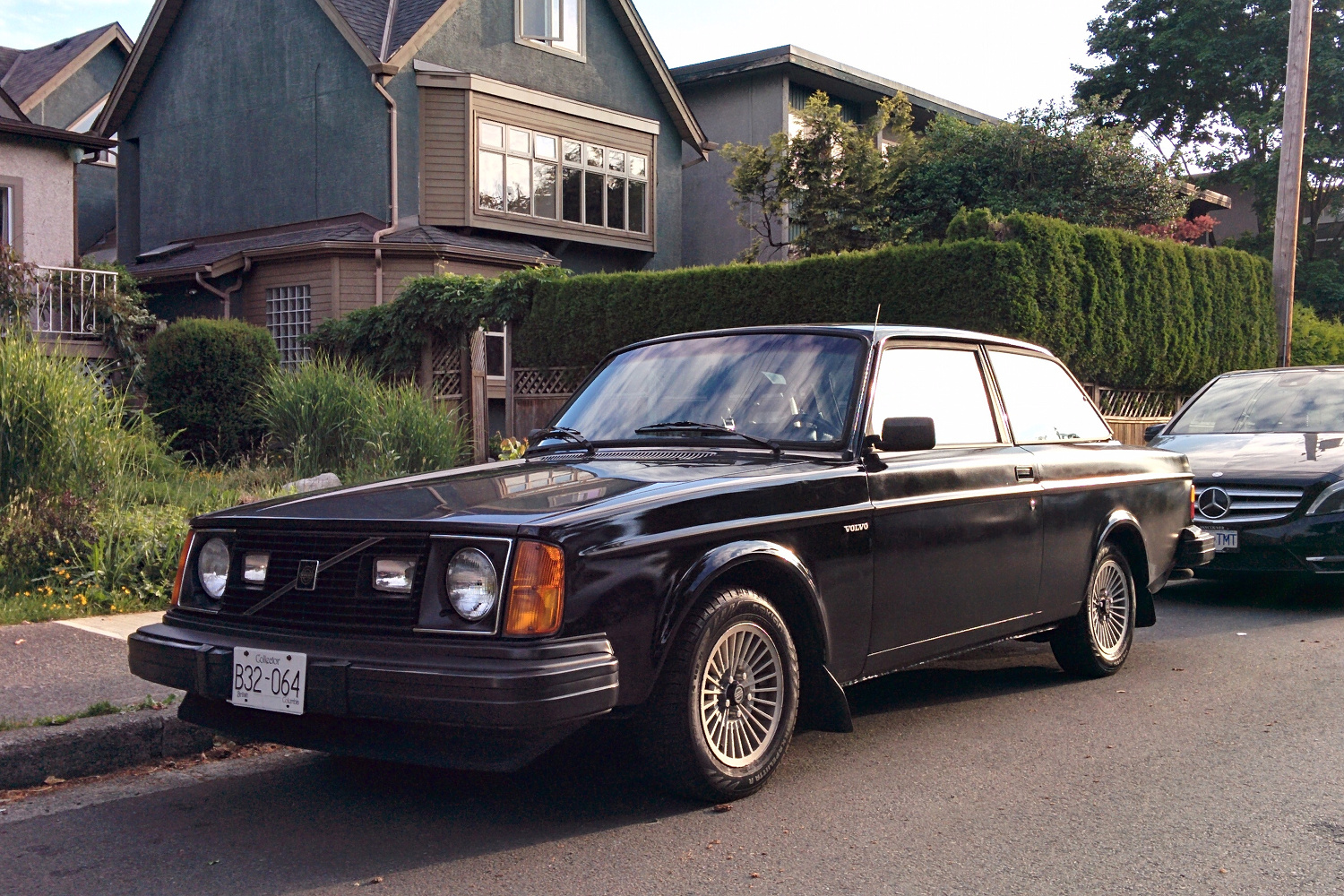 Volvo 242 GT - specs, photos, videos and more on TopWorldAuto