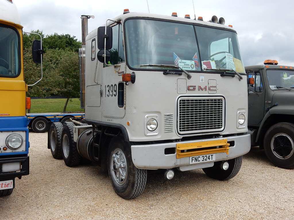 GMC Astro - specs, photos, videos and more on TopWorldAuto