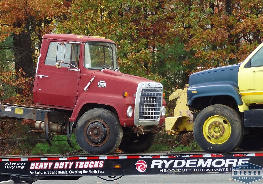 Ford L7000 - specs, photos, videos and more on TopWorldAuto