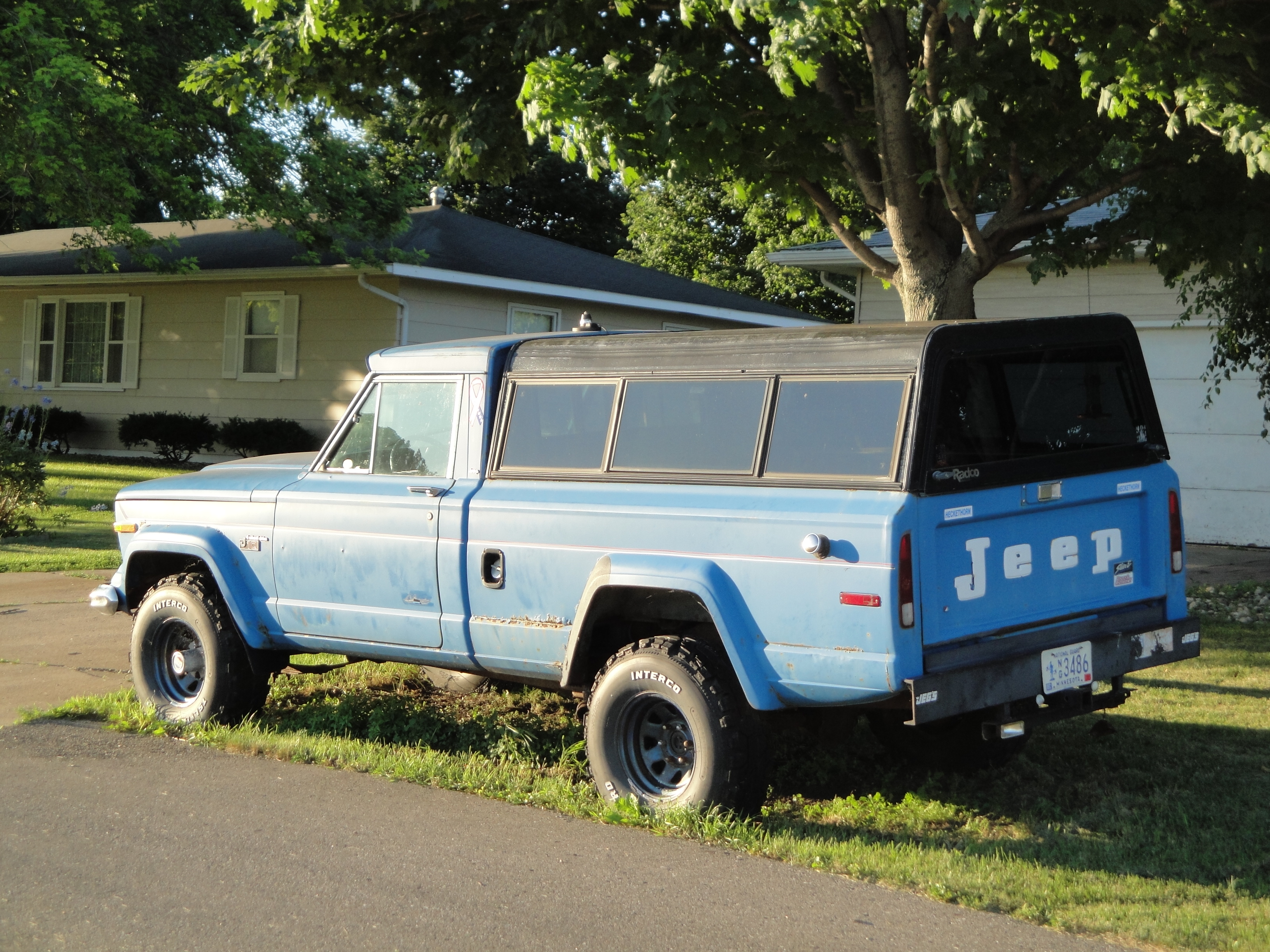 TopWorldAuto >> Photos of Jeep J10 - photo galleries