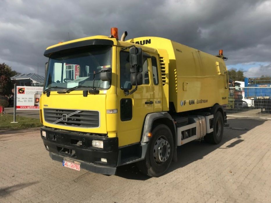 Volvo FL250 - specs, photos, videos and more on TopWorldAuto