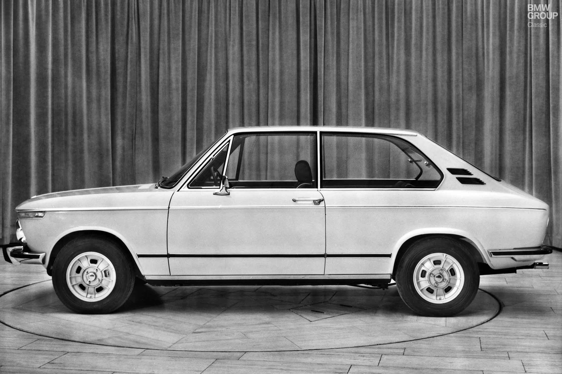 TopWorldAuto >> Photos of BMW 2002 Touring - photo galleries