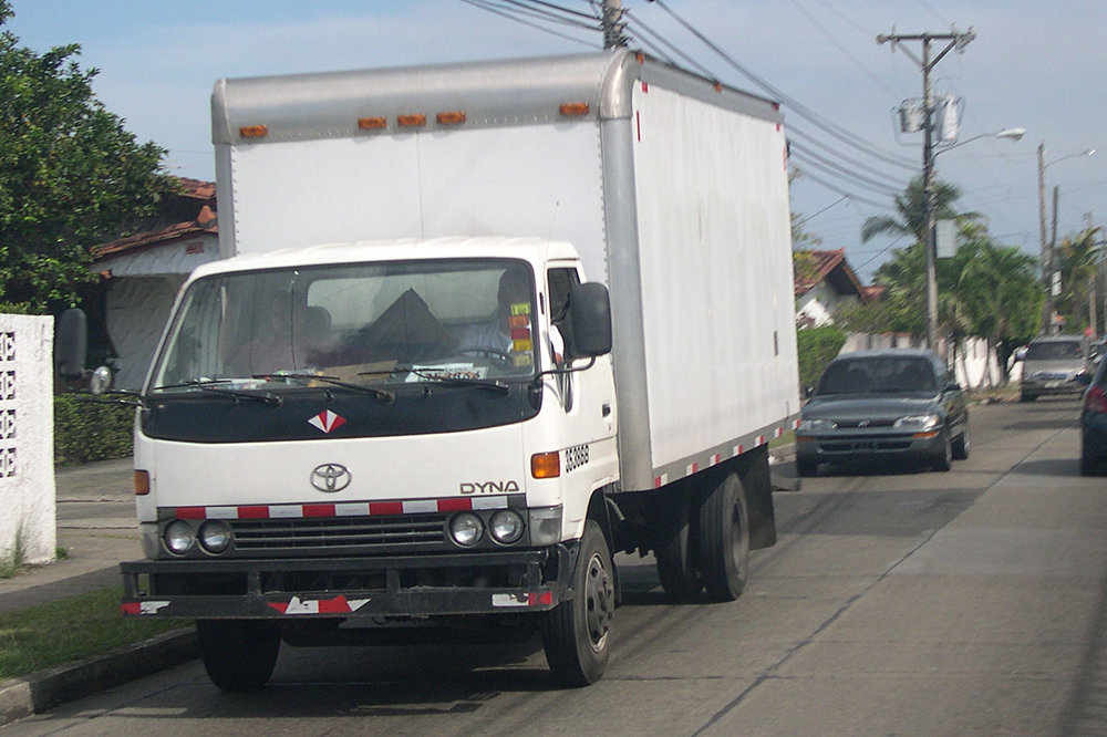 Toyota Dyna 400 - specs, photos, videos and more on TopWorldAuto