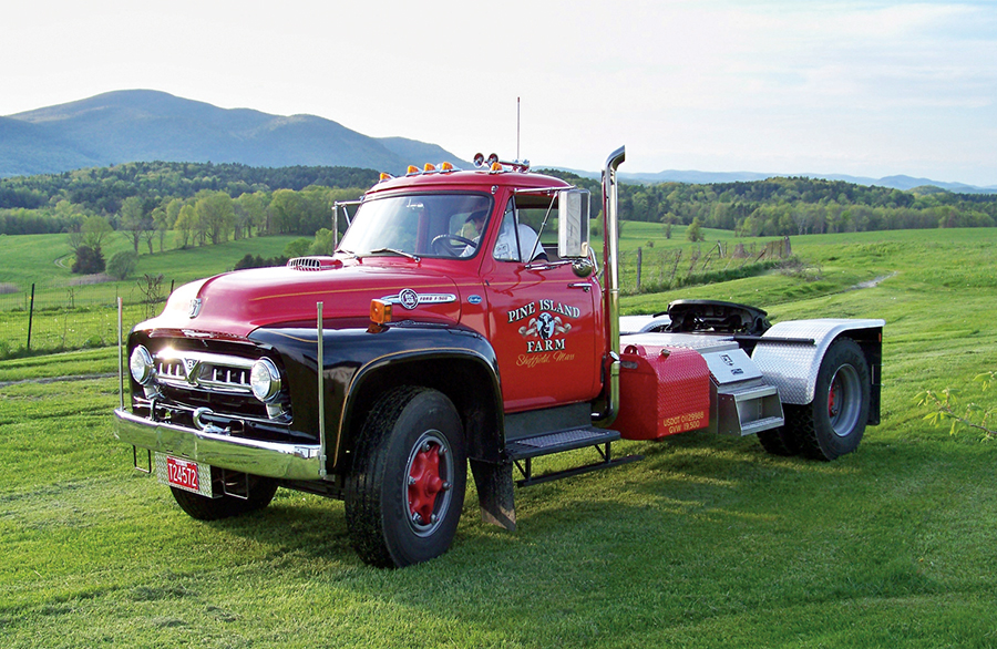 Ford F-900 - specs, photos, videos and more on TopWorldAuto