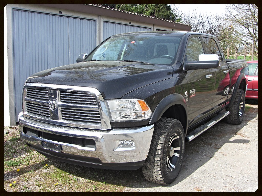 Dodge Ram 2500 Heavy Duty Cummins Turbo Diesel - specs, photos, videos ...