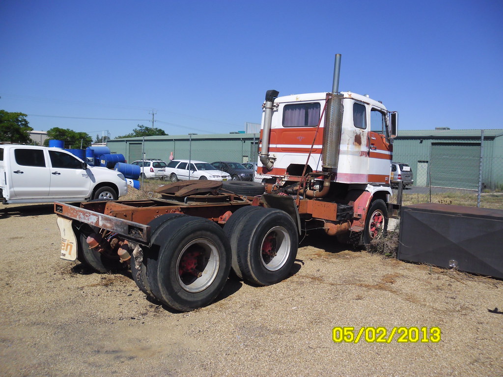 Volvo G89 35 6X2 - specs, photos, videos and more on TopWorldAuto