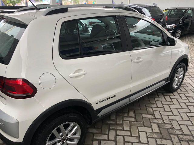 Volkswagen CrossFox - specs, photos, videos and more on TopWorldAuto