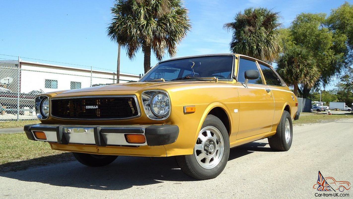 TopWorldAuto >> Photos of Toyota Corolla SR5 Liftback - photo galleries