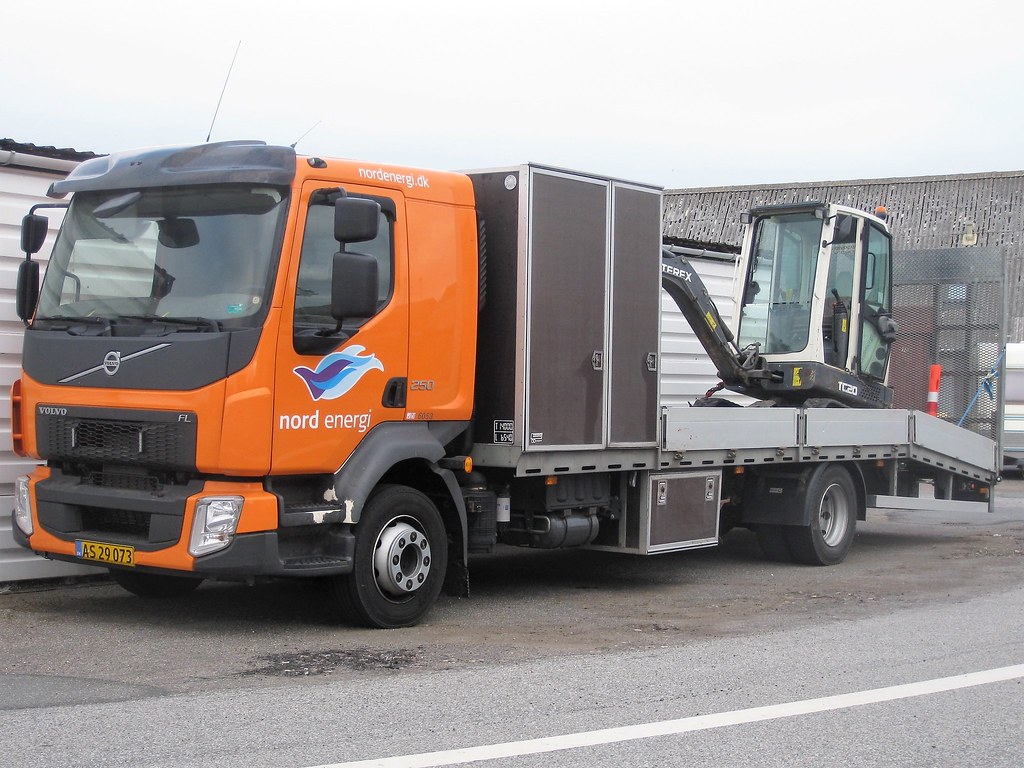 Volvo FL250 - specs, photos, videos and more on TopWorldAuto