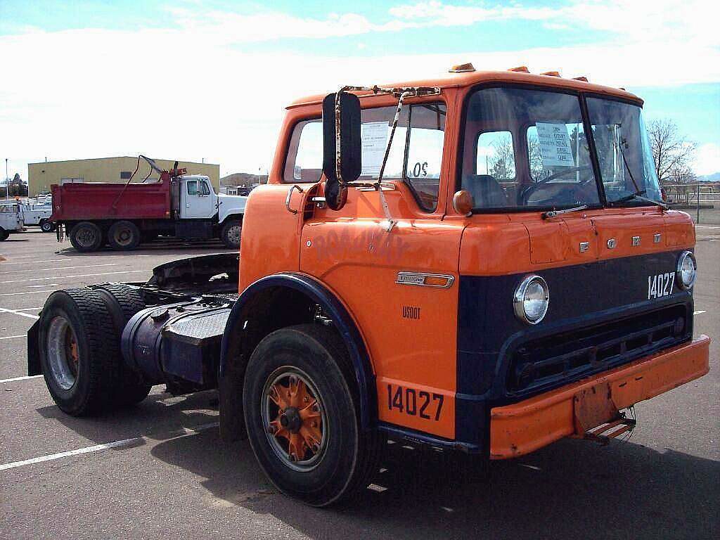 TopWorldAuto >> Photos of Ford C-800 - photo galleries