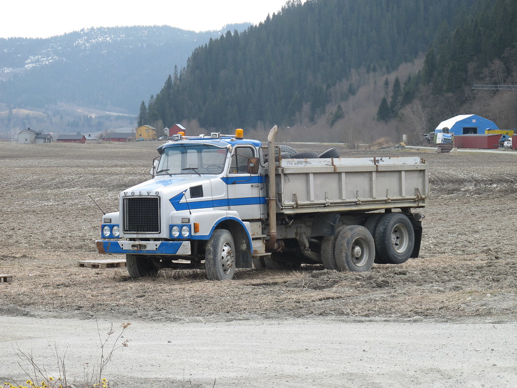 Volvo N12 - specs, photos, videos and more on TopWorldAuto