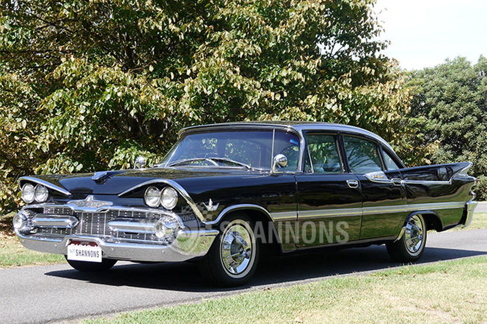 TopWorldAuto >> Photos of Dodge Custom Royal - photo galleries