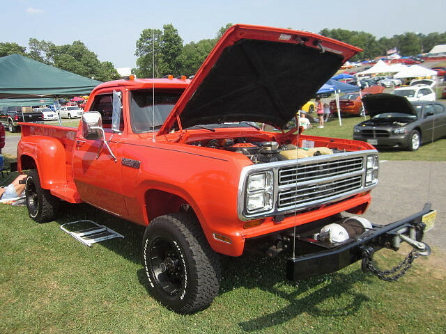 TopWorldAuto >> Photos of Dodge W-200 Power Wagon - photo galleries