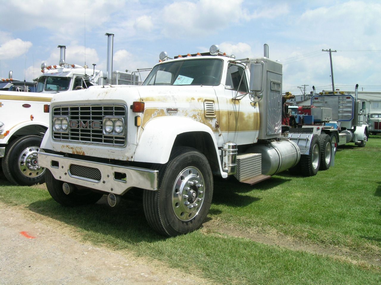 TopWorldAuto >> Photos of GMC 9500 - photo galleries
