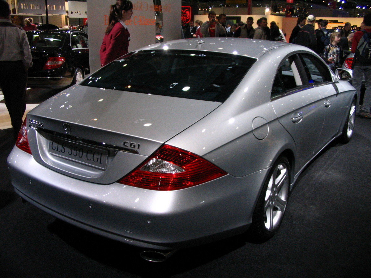 Mercedes-Benz S440 - specs, photos, videos and more on TopWorldAuto