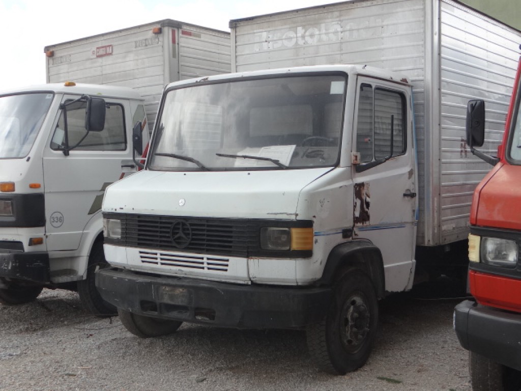 Mercedes-Benz Accelo 715 C - specs, photos, videos and more on TopWorldAuto