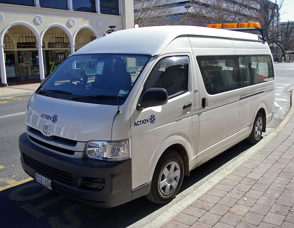 TopWorldAuto >> Photos of Toyota Hiace Commuter - photo galleries