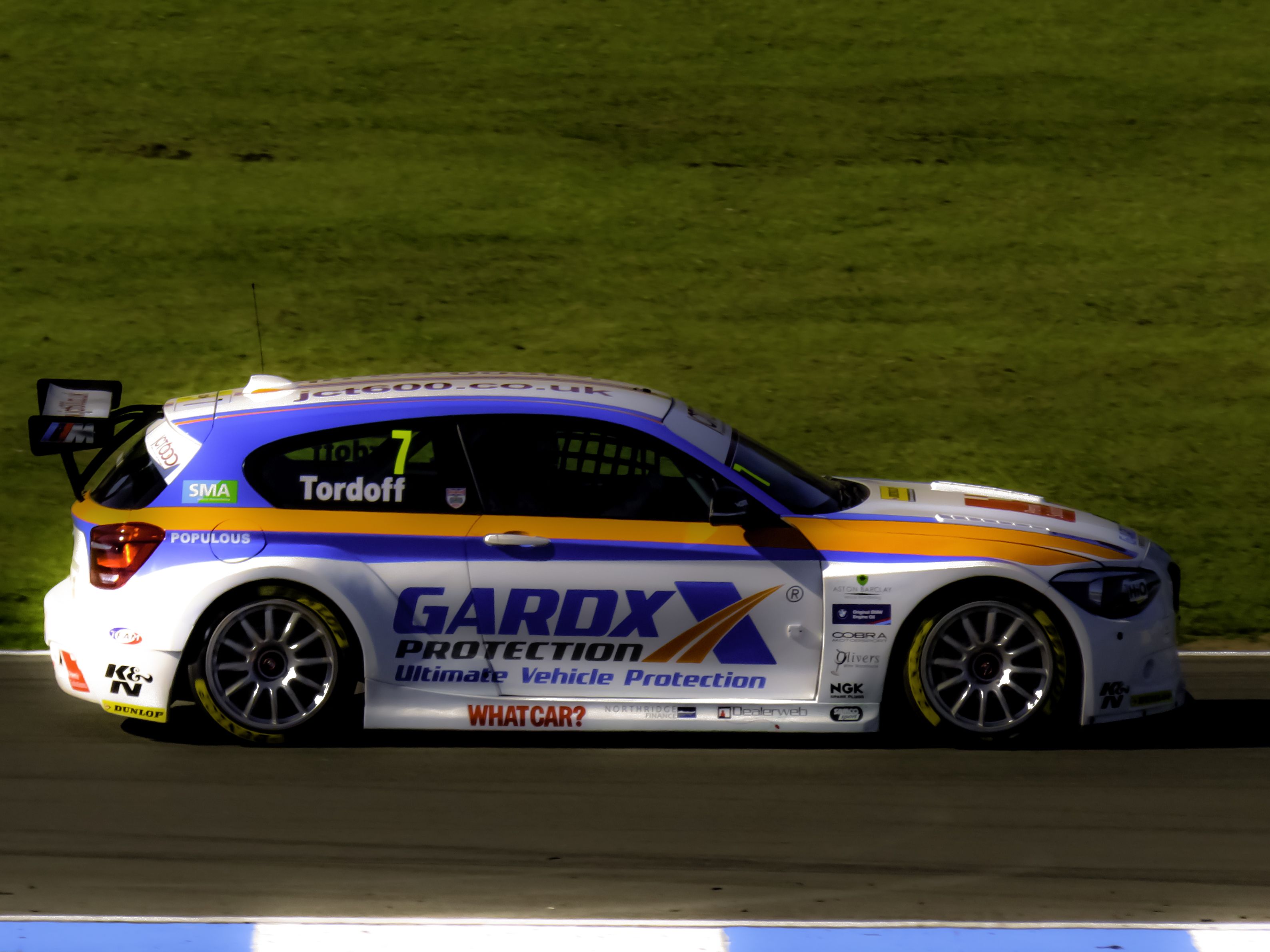 Vauxhall VECTRA BTCC VX RACING - specs, photos, videos and more on ...