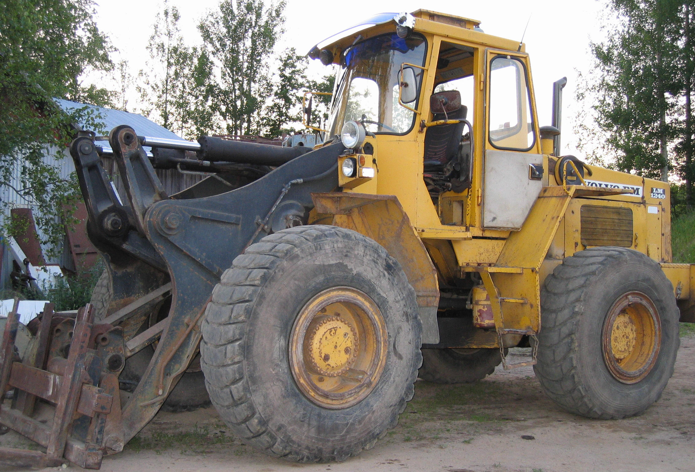 Volvo B9 Busscar Urbanuss SALF - specs, photos, videos and more on ...