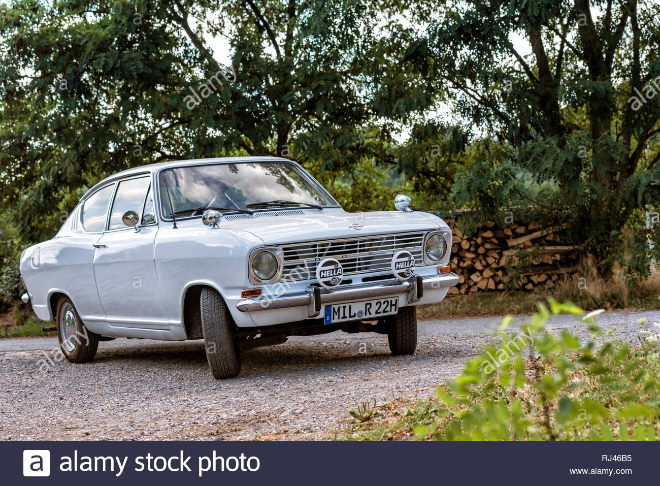 TopWorldAuto >> Photos of Opel Kadett Coupe - photo galleries