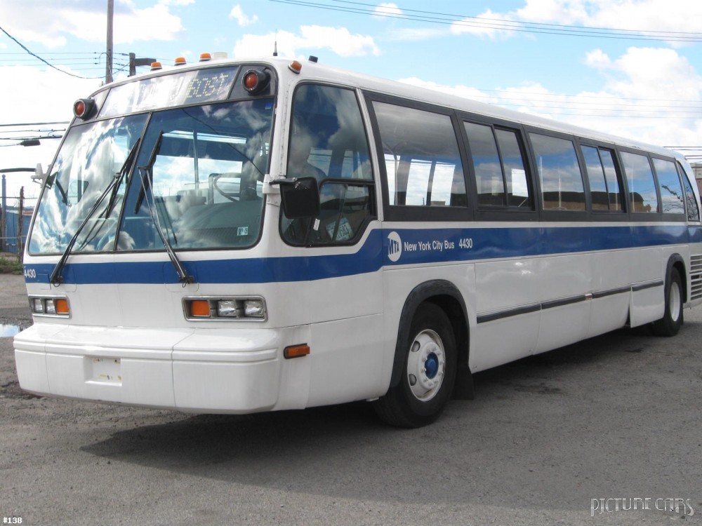 TopWorldAuto >> Photos of GMC RTS - photo galleries