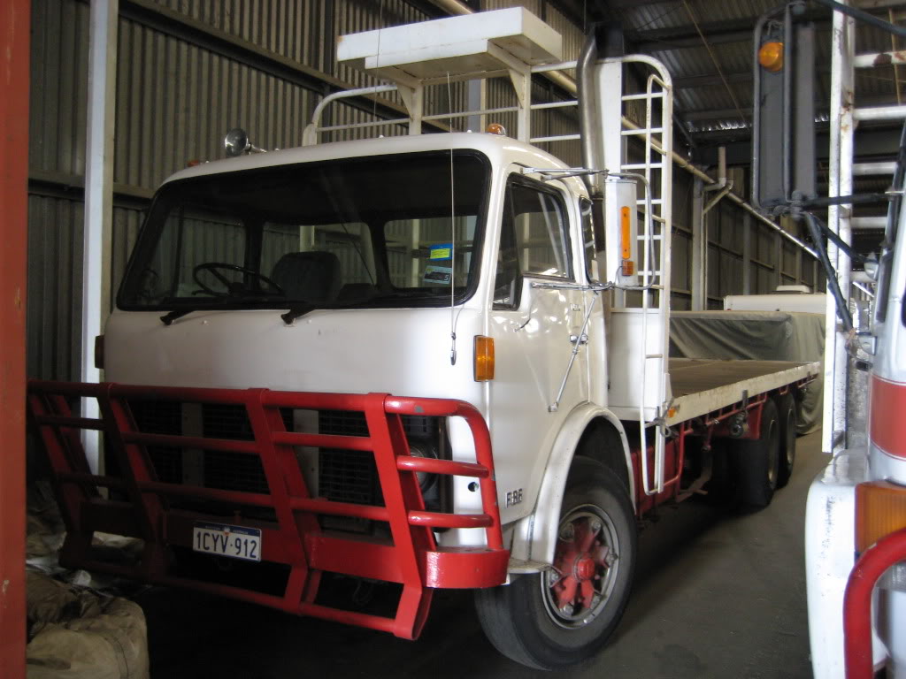 Volvo G89 35 6X2 - specs, photos, videos and more on TopWorldAuto