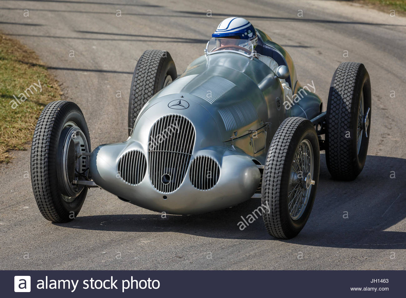 Mercedes-Benz W125 - specs, photos, videos and more on TopWorldAuto